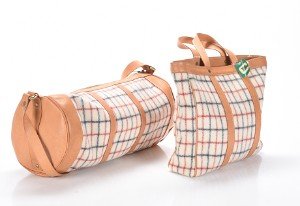 Taske i Canvas & Kernelæder natur. Vintage; men som ny - Luksus og ...